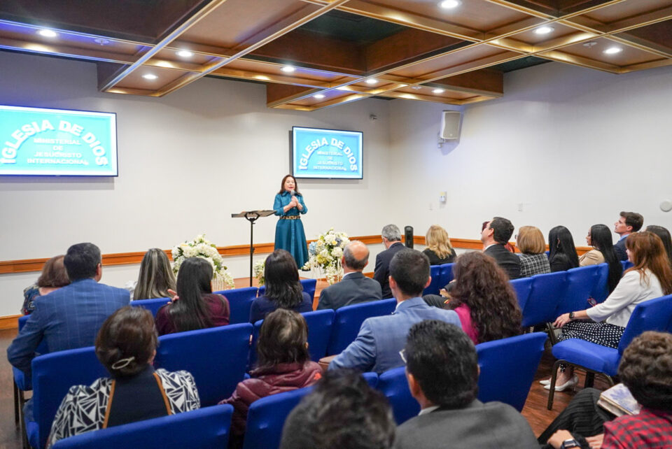 Fotos: Visita de nuestra Hermana María Luisa Piraquive a Fort Myers ...