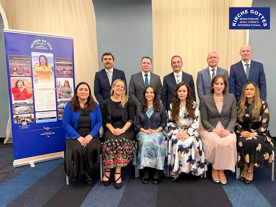 Photos: Brother Carlos Alberto Baena and Sister Raquel Hernandez’s ...